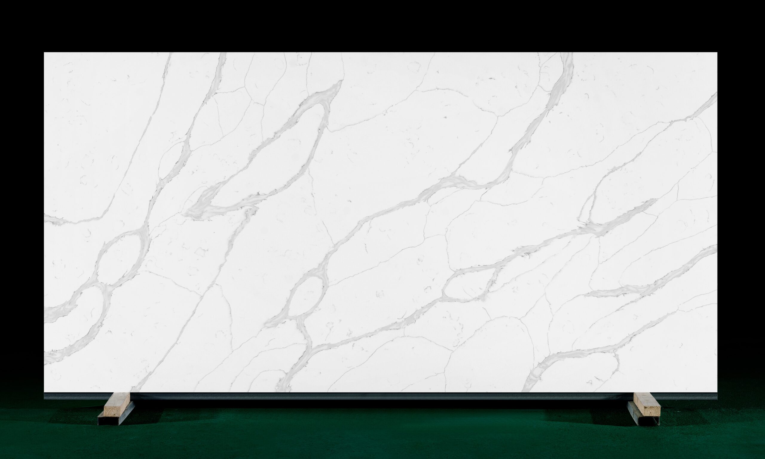 CSQ224 Calacatta Sky – Caxstone Quartz