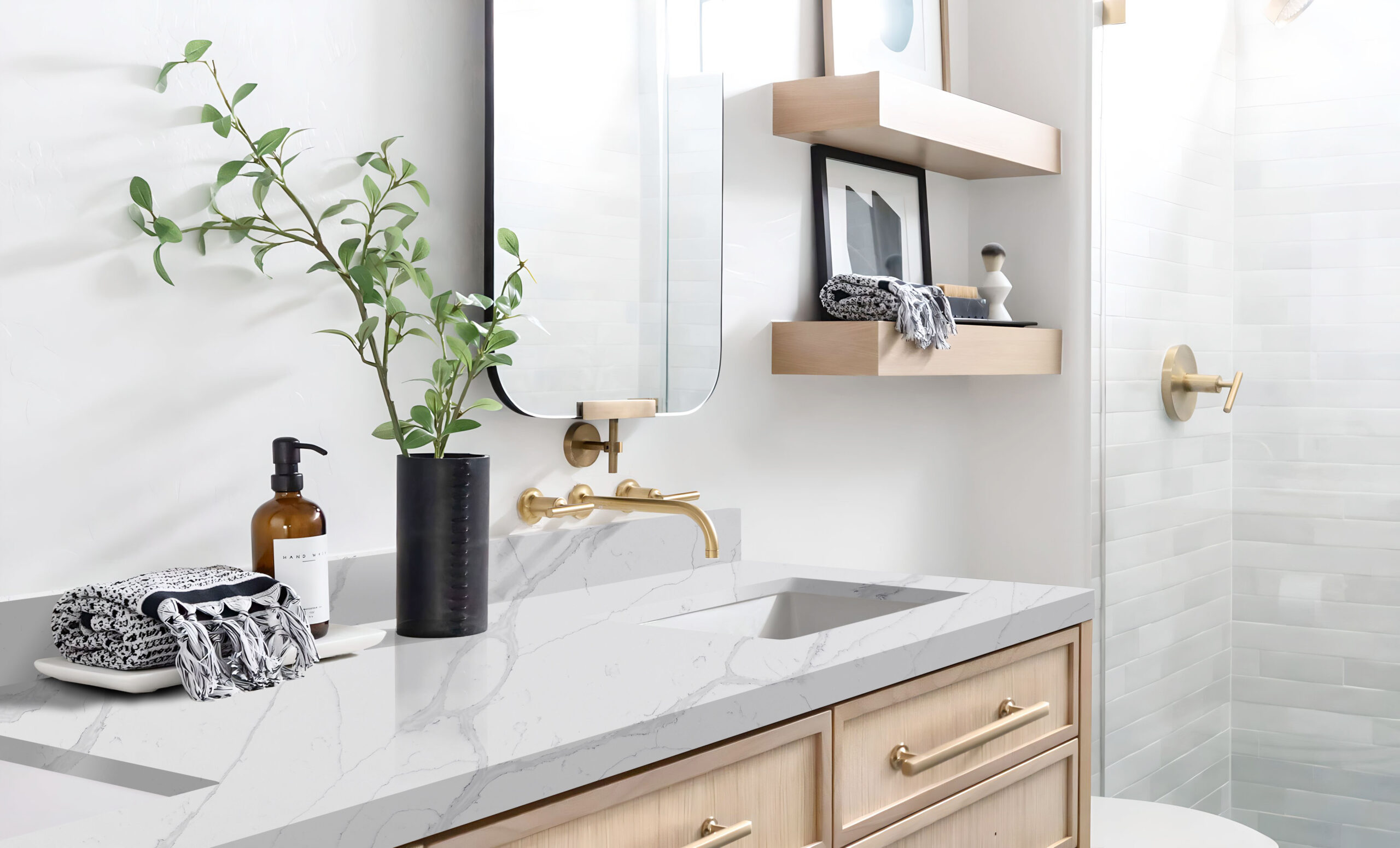 CSQ224 Calacatta Sky – Caxstone Quartz