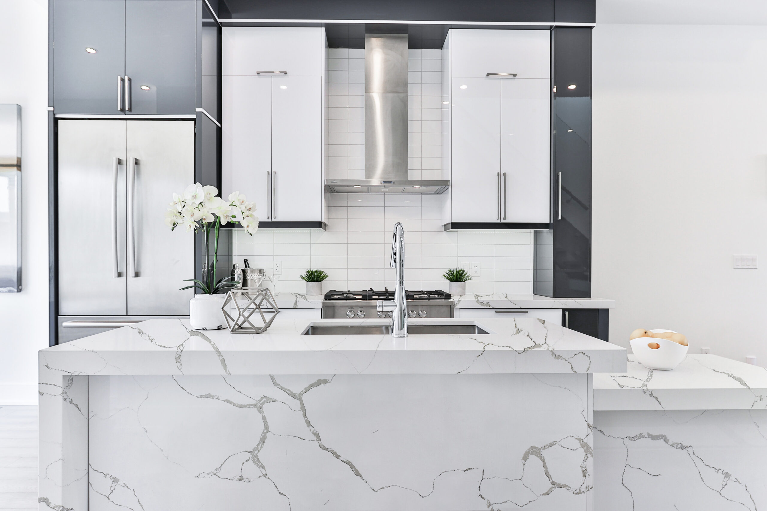 CSQ222 Statuario Classic （3500*2000mm） – Caxstone Quartz